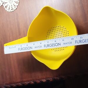 Tupperware | Kitchen | Vintage Tupperware Strainer | Poshmark
